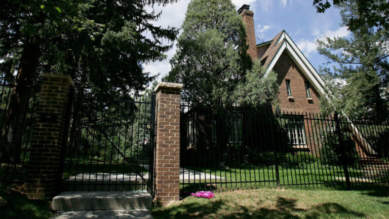 The Owners of the JonBenet Ramsey Murder House Fail To Find a Buyer Despite
